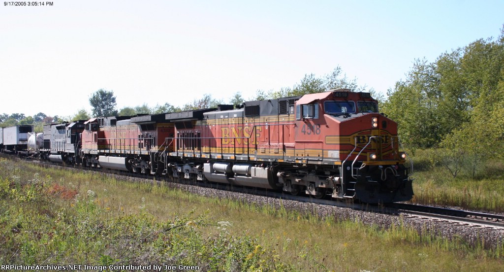 BNSF 4518